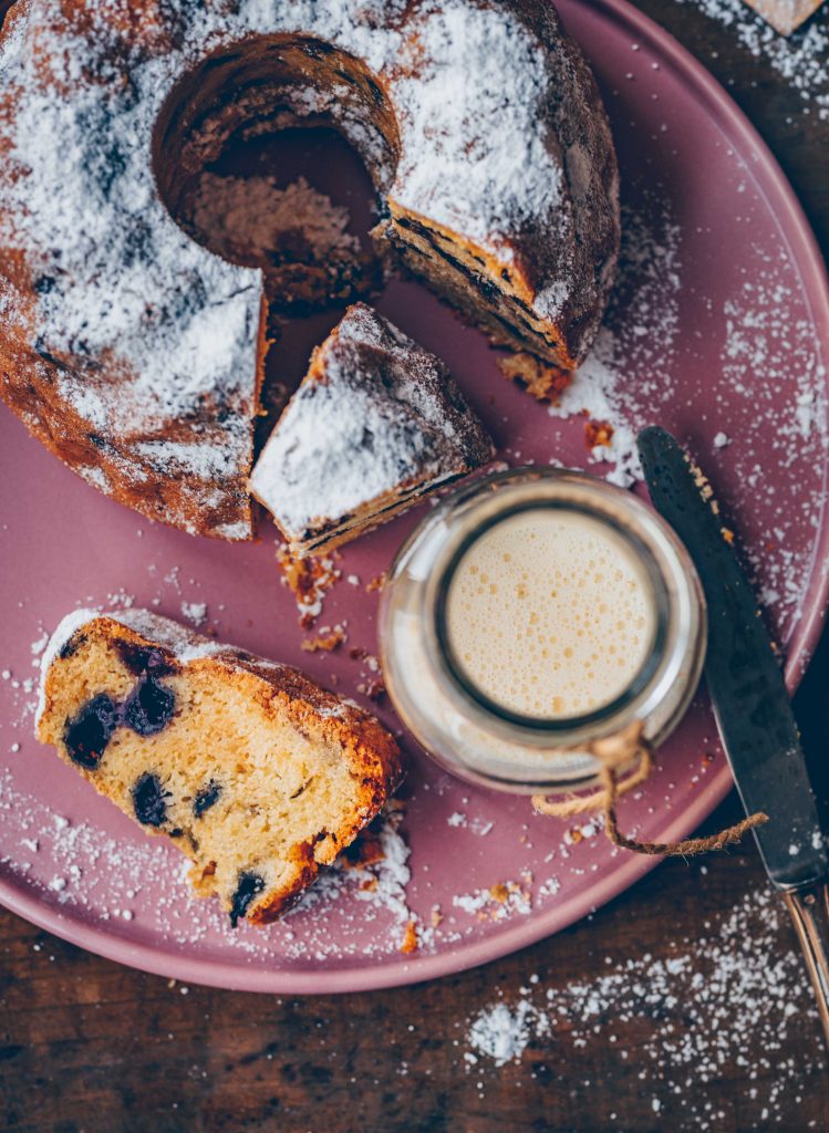 Blueberry Bundt Cake - Klara`s Life