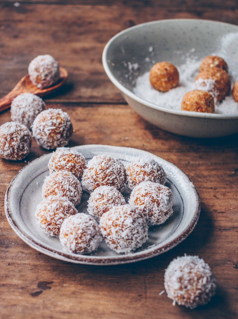 Healthy Natural Mango Bliss Balls - Klara`s Life